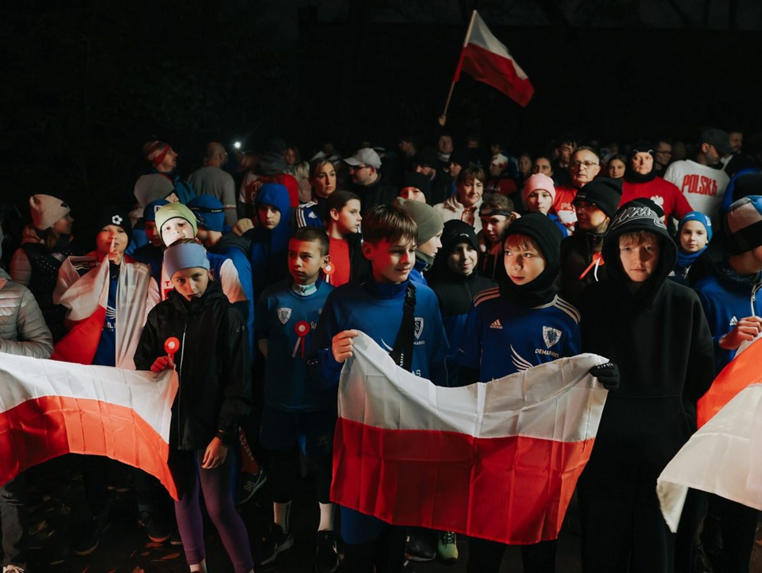 Bieg Niepodległości 2025 na OSiR „Skałka” w Świętochłowicach zgromadził aż 200 biegaczy!