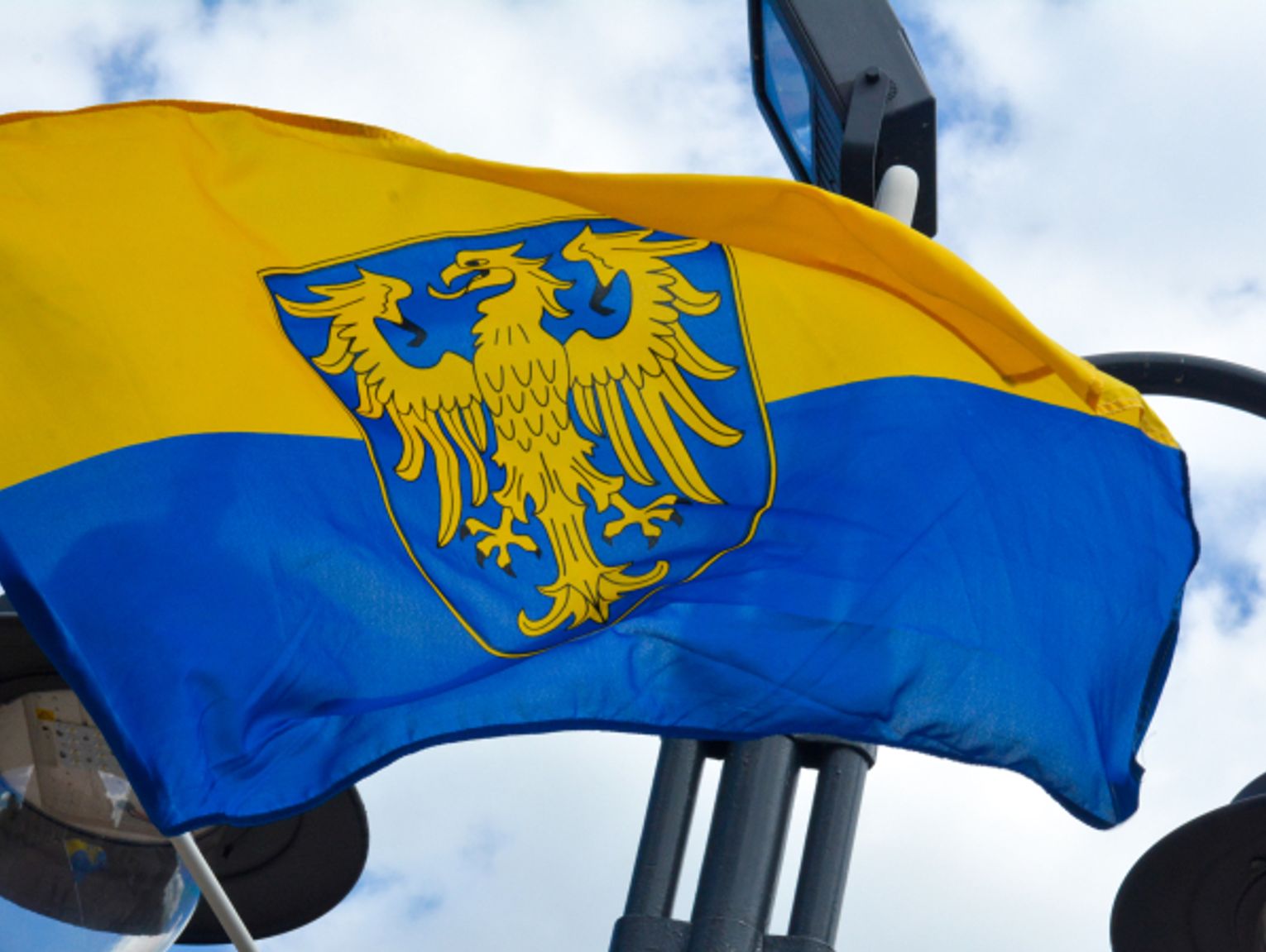 Ślązacy największą grupą etniczną w Polsce. GUS podaje wstępne dane NSP ...